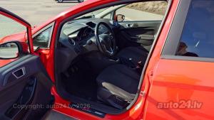 Red Ford Fiesta 2016 in Tallinn, with an engine capacity of 1.20 L and mileage of 110 thousand km for 6300 €, photo 11 on AUTOMOTO.COM.LV