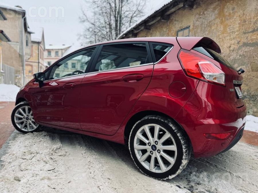 Sarkans Ford Fiesta 2016 Cēsis, ar dzinēja tilpumu 1.00 L un nobraukumu 0 tūkst. km par 5990 €, foto 9 vietnē AUTOMOTO.COM.LV