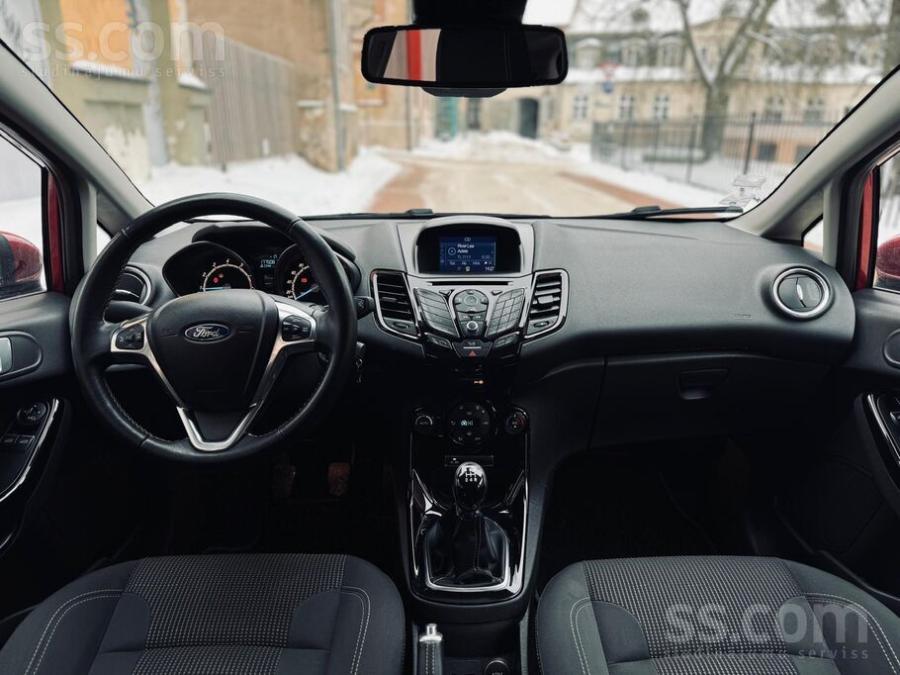 Sarkans Ford Fiesta 2016 Cēsis, ar dzinēja tilpumu 1.00 L un nobraukumu 0 tūkst. km par 5990 €, foto 15 vietnē AUTOMOTO.COM.LV