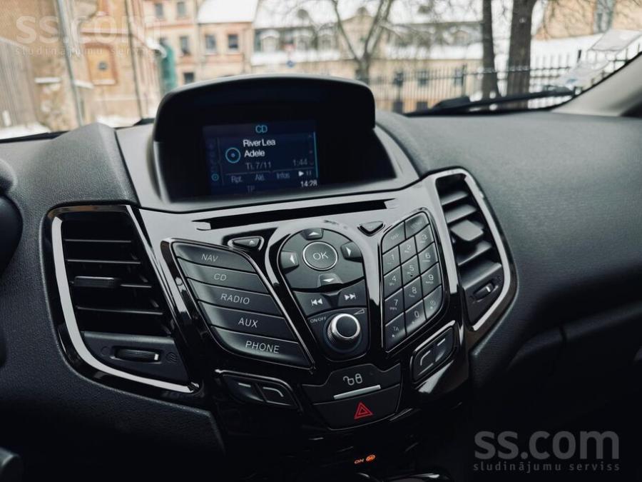 Sarkans Ford Fiesta 2016 Cēsis, ar dzinēja tilpumu 1.00 L un nobraukumu 0 tūkst. km par 5990 €, foto 18 vietnē AUTOMOTO.COM.LV