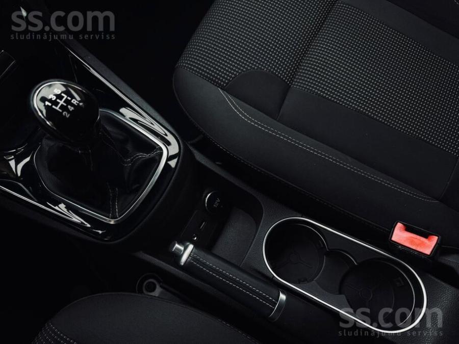 Sarkans Ford Fiesta 2016 Cēsis, ar dzinēja tilpumu 1.00 L un nobraukumu 0 tūkst. km par 5990 €, foto 20 vietnē AUTOMOTO.COM.LV