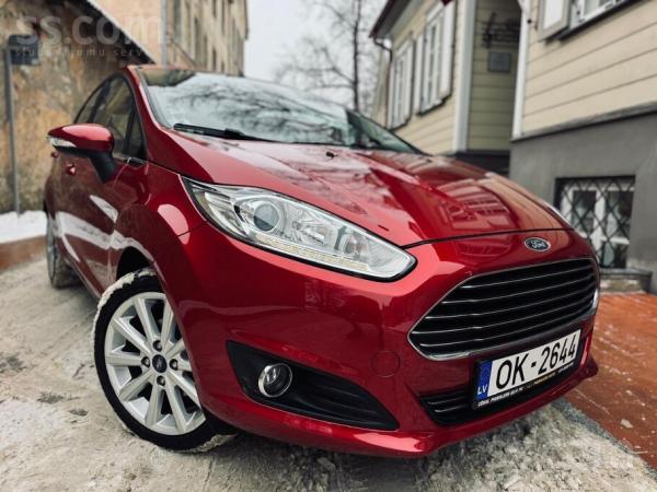 Red Ford Fiesta 2016 in Cesis, with an engine capacity of 1.00 L and mileage of 0 thousand km for 5990 €, photo 1 on AUTOMOTO.COM.LV