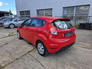 Sarkans Ford Fiesta 2017 Utena, ar dzinēja tilpumu 1.50 L un nobraukumu 185 tūkst. km par 3650 €, foto 7 vietnē AUTOMOTO.COM.LV