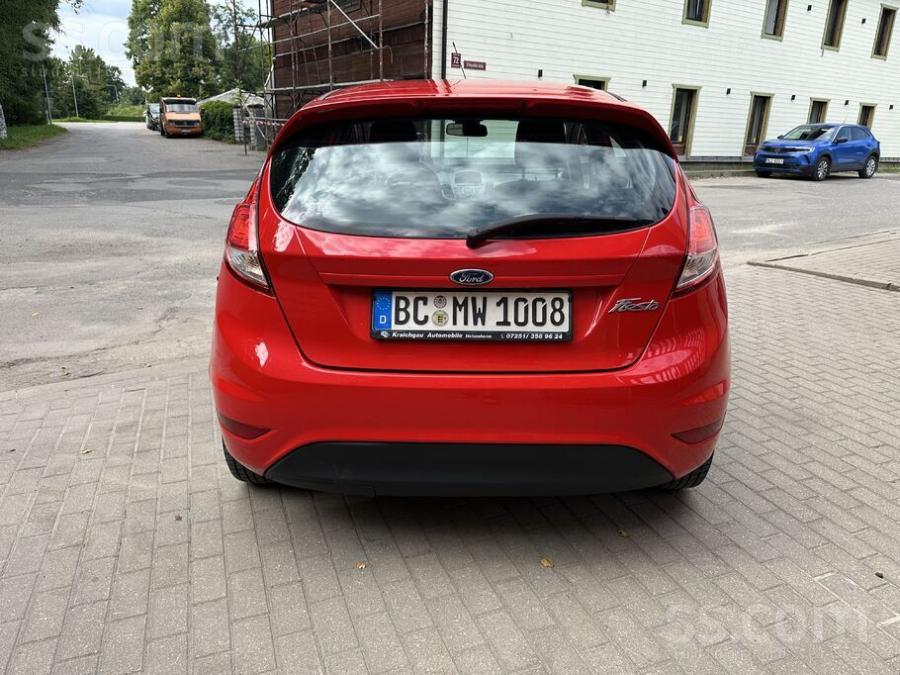 Sarkans Ford Fiesta 2017 Jelgava, ar dzinēja tilpumu 1.50 L un nobraukumu 186 tūkst. km par 6000 €, foto 10 vietnē AUTOMOTO.COM.LV