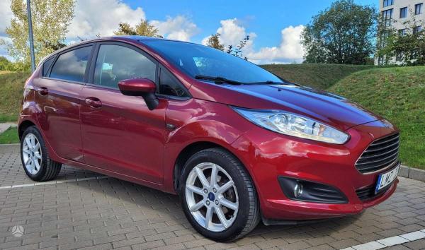 Ford Fiesta 2017 Viļņa vietnē Sarkans Ford Fiesta 2017 Viļņa, ar dzinēja tilpumu 1.60 L un nobraukumu 99 tūkst. km par 5950 €, foto 6 vietnē AUTOMOTO.COM.LV