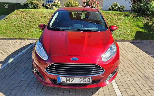 Ford Fiesta 2017 Viļņa vietnē Sarkans Ford Fiesta 2017 Viļņa, ar dzinēja tilpumu 1.60 L un nobraukumu 99 tūkst. km par 5950 €, foto 8 vietnē AUTOMOTO.COM.LV