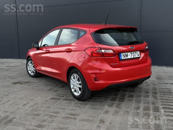 Red Ford Fiesta 2018 in Riga, with an engine capacity of 1.10 L and mileage of 113 thousand km for 7195 €, photo 4 on AUTOMOTO.COM.LV