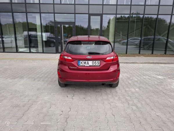 Sarkans Ford Fiesta 2018 Viļņa, ar dzinēja tilpumu 1.00 L un nobraukumu 139 tūkst. km par 8300 €, foto 10 vietnē AUTOMOTO.COM.LV