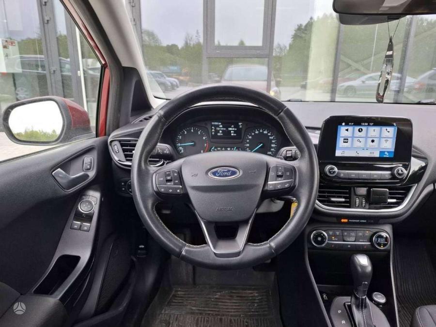Sarkans Ford Fiesta 2018 Viļņa, ar dzinēja tilpumu 1.00 L un nobraukumu 139 tūkst. km par 8300 €, foto 16 vietnē AUTOMOTO.COM.LV