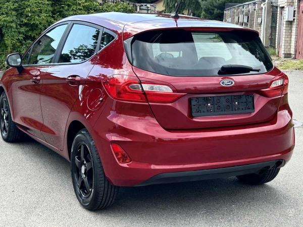Sarkans Ford Fiesta 2018 Kretinga, ar dzinēja tilpumu 1.00 L un nobraukumu 130 tūkst. km par 6150 €, foto 7 vietnē AUTOMOTO.COM.LV
