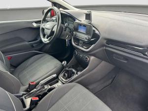 Sarkans Ford Fiesta 2018 Viļņa, ar dzinēja tilpumu 1.08 L un nobraukumu 100 tūkst. km par 6900 €, foto 11 vietnē AUTOMOTO.COM.LV