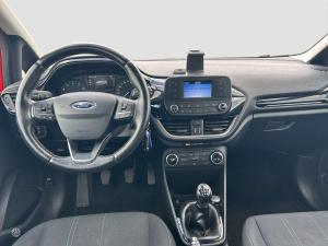 Sarkans Ford Fiesta 2018 Viļņa, ar dzinēja tilpumu 1.08 L un nobraukumu 100 tūkst. km par 6900 €, foto 12 vietnē AUTOMOTO.COM.LV