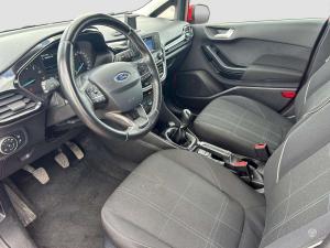 Sarkans Ford Fiesta 2018 Viļņa, ar dzinēja tilpumu 1.08 L un nobraukumu 100 tūkst. km par 6900 €, foto 13 vietnē AUTOMOTO.COM.LV