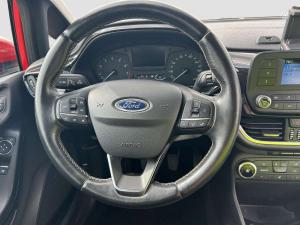 Sarkans Ford Fiesta 2018 Viļņa, ar dzinēja tilpumu 1.08 L un nobraukumu 100 tūkst. km par 6900 €, foto 15 vietnē AUTOMOTO.COM.LV