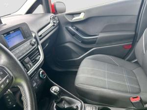 Sarkans Ford Fiesta 2018 Viļņa, ar dzinēja tilpumu 1.08 L un nobraukumu 100 tūkst. km par 6900 €, foto 18 vietnē AUTOMOTO.COM.LV