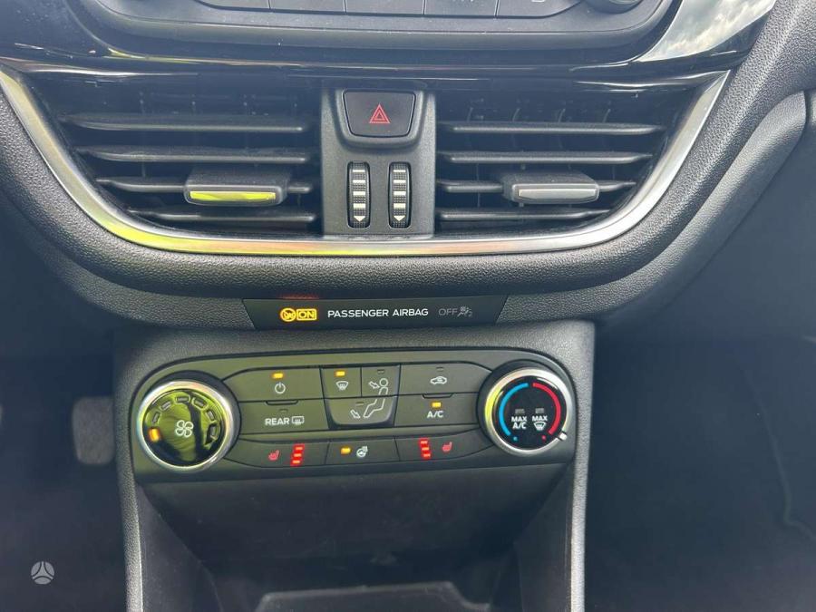 Sarkans Ford Fiesta 2018 Viļņa, ar dzinēja tilpumu 1.08 L un nobraukumu 100 tūkst. km par 6900 €, foto 20 vietnē AUTOMOTO.COM.LV