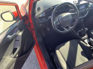 Red Ford Fiesta 2018 in Vilnius, with an engine capacity of 1.08 L and mileage of 100 thousand km for 6900 €, photo 10 on AUTOMOTO.COM.LV
