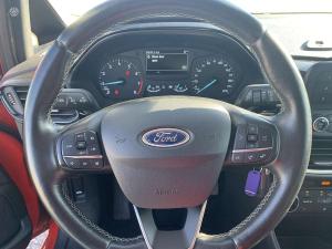 Red Ford Fiesta 2018 in Vilnius, with an engine capacity of 1.08 L and mileage of 100 thousand km for 6900 €, photo 13 on AUTOMOTO.COM.LV