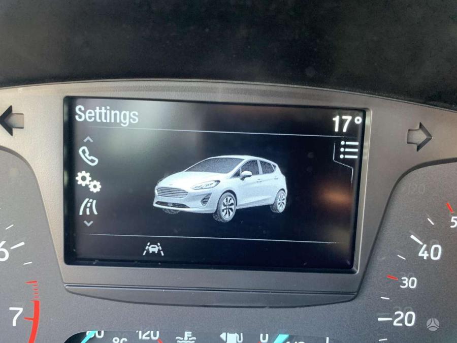 Red Ford Fiesta 2018 in Vilnius, with an engine capacity of 1.08 L and mileage of 100 thousand km for 6900 €, photo 17 on AUTOMOTO.COM.LV