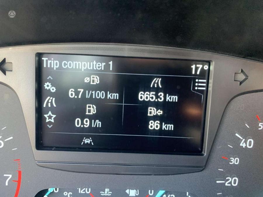 Red Ford Fiesta 2018 in Vilnius, with an engine capacity of 1.08 L and mileage of 100 thousand km for 6900 €, photo 18 on AUTOMOTO.COM.LV