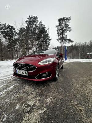 Sarkans Ford Fiesta 2019 Viļņa, ar dzinēja tilpumu 1.00 L un nobraukumu 152 tūkst. km par 9200 €, foto  vietnē AUTOMOTO.COM.LV