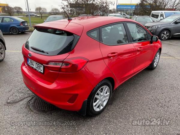 Sarkans Ford Fiesta 2019 Tartu, ar dzinēja tilpumu 1.10 L un nobraukumu 149 tūkst. km par 7990 €, foto 4 vietnē AUTOMOTO.COM.LV