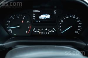 Красный Форд Фиеста 2019 в Рига, объемом двигателя 1.00 л и пробегом 124 тыс. км за 8990 €, фото 8 на AUTOMOTO.COM.LV