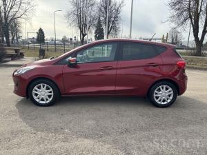 Sarkans Ford Fiesta 2019 Ogre, ar dzinēja tilpumu 1.00 L un nobraukumu 89 tūkst. km par 8900 €, foto 3 vietnē AUTOMOTO.COM.LV