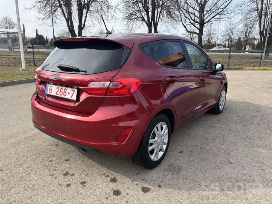Sarkans Ford Fiesta 2019 Ogre, ar dzinēja tilpumu 1.00 L un nobraukumu 89 tūkst. km par 8900 €, foto 6 vietnē AUTOMOTO.COM.LV
