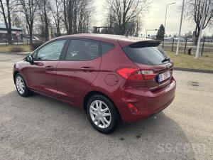 Sarkans Ford Fiesta 2019 Ogre, ar dzinēja tilpumu 1.00 L un nobraukumu 89 tūkst. km par 8900 €, foto 7 vietnē AUTOMOTO.COM.LV