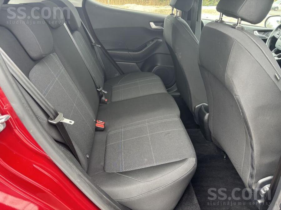 Sarkans Ford Fiesta 2019 Ogre, ar dzinēja tilpumu 1.00 L un nobraukumu 89 tūkst. km par 8900 €, foto 14 vietnē AUTOMOTO.COM.LV