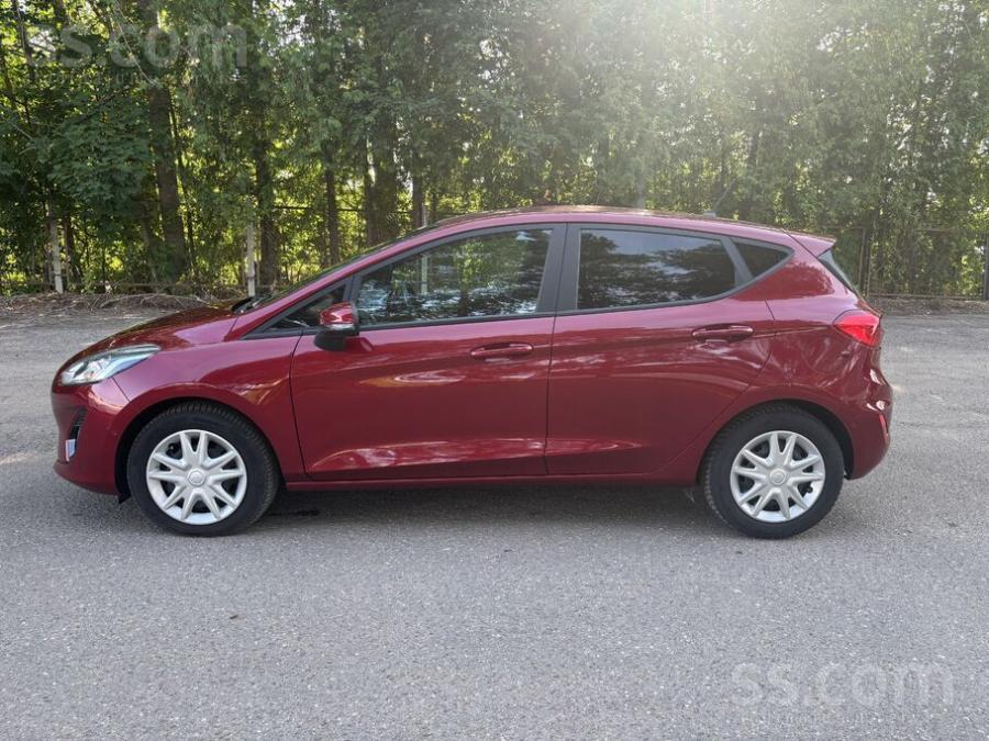 Sarkans Ford Fiesta 2019 Ogre, ar dzinēja tilpumu 1.00 L un nobraukumu 89 tūkst. km par 7550 €, foto 1 vietnē AUTOMOTO.COM.LV