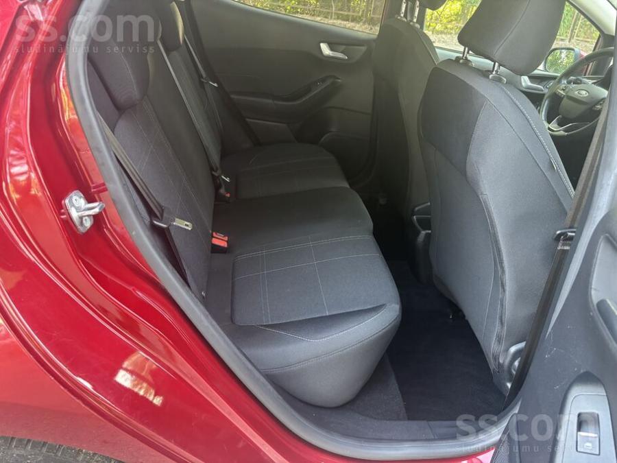 Sarkans Ford Fiesta 2019 Ogre, ar dzinēja tilpumu 1.00 L un nobraukumu 89 tūkst. km par 7550 €, foto 14 vietnē AUTOMOTO.COM.LV