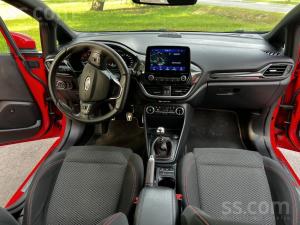 Sarkans Ford Fiesta 2020 Cēsis, ar dzinēja tilpumu 1.00 L un nobraukumu 240 tūkst. km par 7400 €, foto 14 vietnē AUTOMOTO.COM.LV