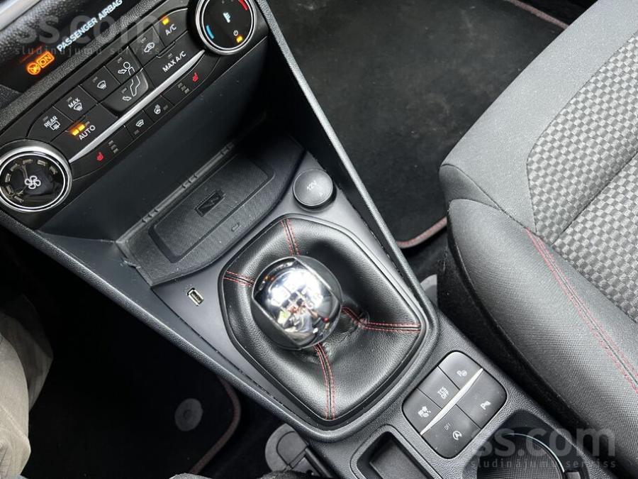 Sarkans Ford Fiesta 2020 Cēsis, ar dzinēja tilpumu 1.00 L un nobraukumu 240 tūkst. km par 7400 €, foto 21 vietnē AUTOMOTO.COM.LV