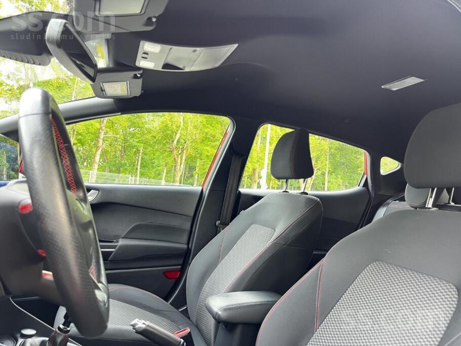 Sarkans Ford Fiesta 2020 Cēsis, ar dzinēja tilpumu 1.00 L un nobraukumu 240 tūkst. km par 7400 €, foto 24 vietnē AUTOMOTO.COM.LV
