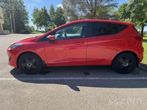 Sarkans Ford Fiesta 2020 Rīga, ar dzinēja tilpumu 1.00 L un nobraukumu 56 tūkst. km par 12500 €, foto 3 vietnē AUTOMOTO.COM.LV