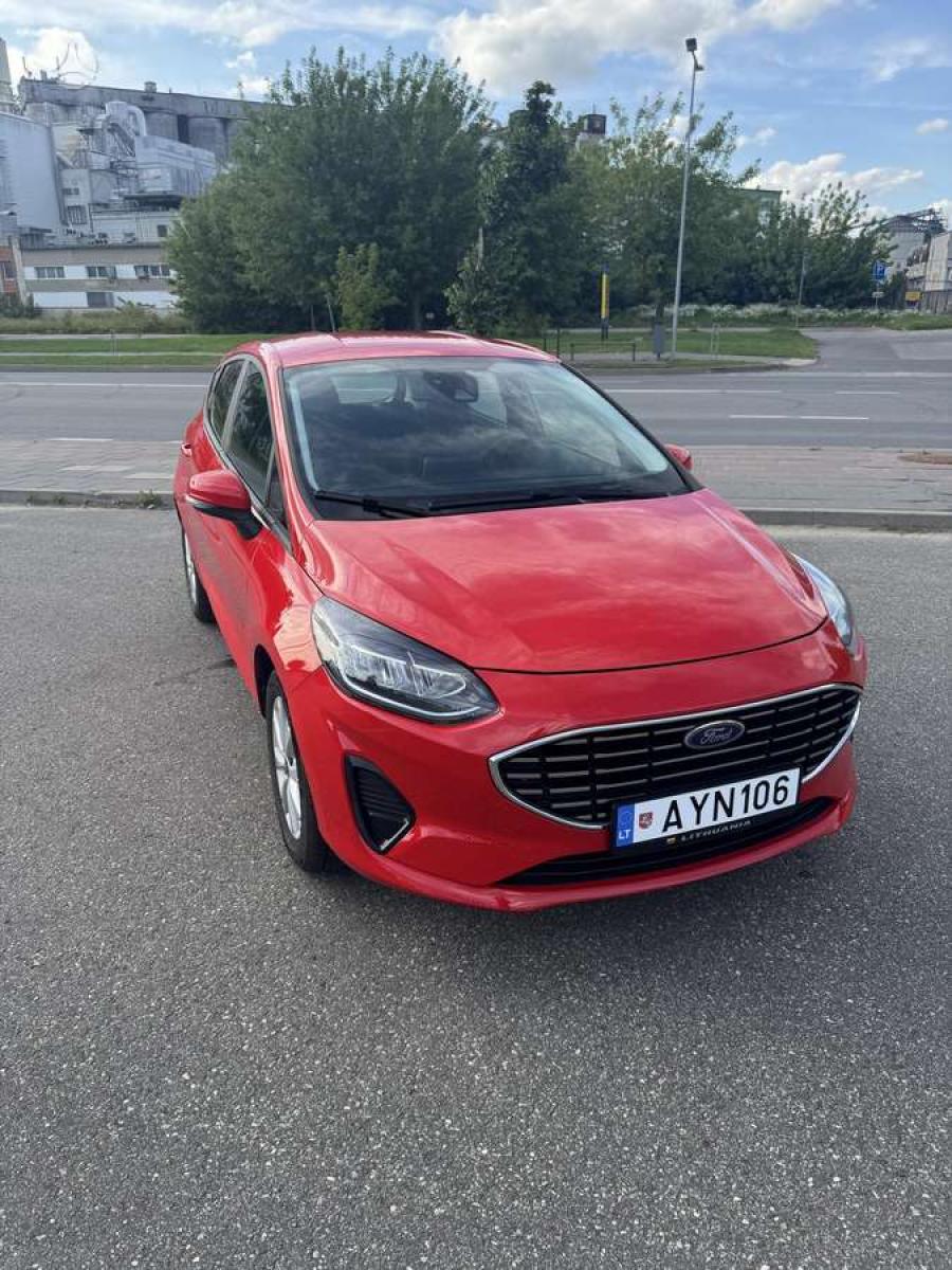 Red Ford Fiesta 2023 in Panevezys, with an engine capacity of 1.00 L and mileage of 7 thousand km for 11700 €, photo 1 on AUTOMOTO.COM.LV