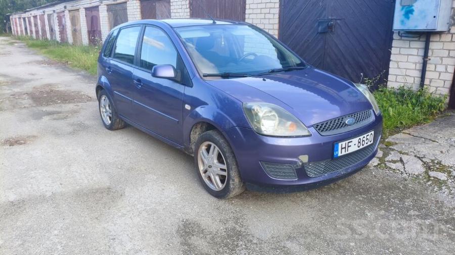 Violets Ford Fiesta 2008 Aizkraukle, ar dzinēja tilpumu 1.40 L un nobraukumu 132 tūkst. km par 1550 €, foto 3 vietnē AUTOMOTO.COM.LV