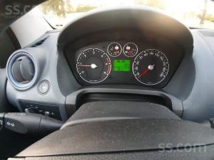Violets Ford Fiesta 2008 Saldus, ar dzinēja tilpumu 1.40 L un nobraukumu 202 tūkst. km par 1650 €, foto 9 vietnē AUTOMOTO.COM.LV