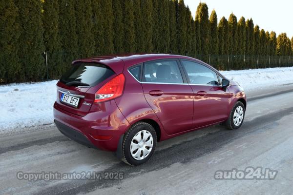 Violets Ford Fiesta 2011 Tartu, ar dzinēja tilpumu 1.20 L un nobraukumu 271 tūkst. km par 3500 €, foto 4 vietnē AUTOMOTO.COM.LV