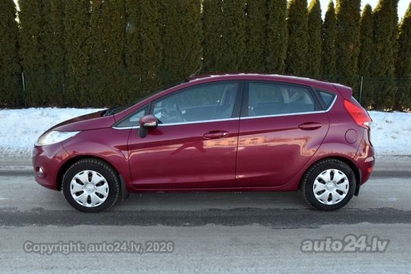 Violets Ford Fiesta 2011 Tartu, ar dzinēja tilpumu 1.20 L un nobraukumu 271 tūkst. km par 3500 €, foto 7 vietnē AUTOMOTO.COM.LV