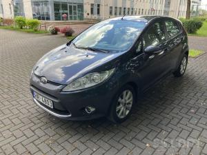 Violets Ford Fiesta 2011 Jelgava, ar dzinēja tilpumu 1.40 L un nobraukumu 177 tūkst. km par 2450 €, foto 4 vietnē AUTOMOTO.COM.LV