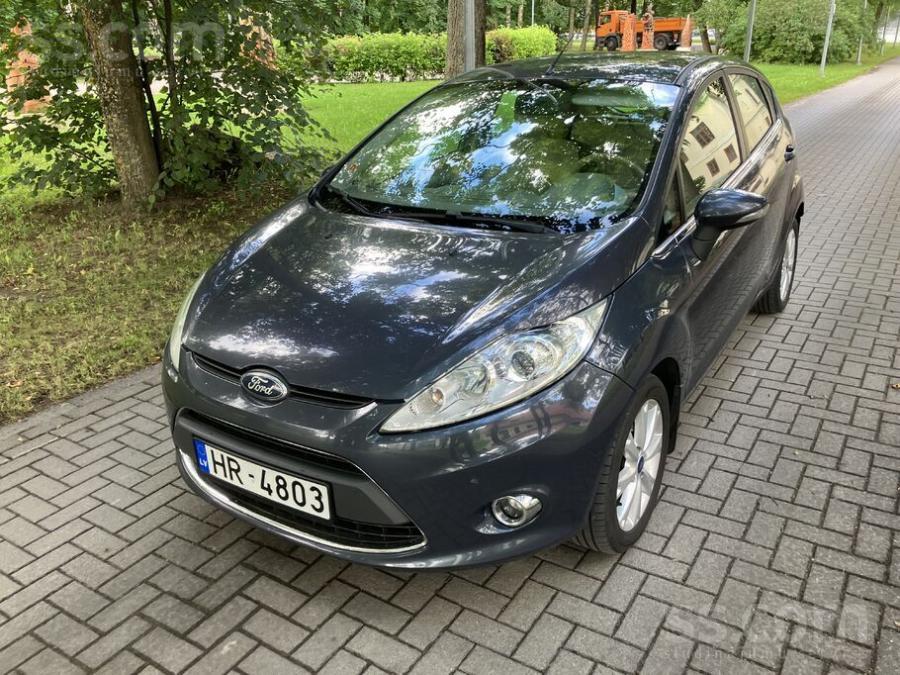 Violets Ford Fiesta 2011 Jelgava, ar dzinēja tilpumu 1.40 L un nobraukumu 177 tūkst. km par 2450 €, foto 5 vietnē AUTOMOTO.COM.LV