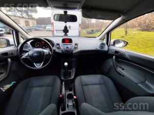 Balts Ford Fiesta 2009 Kuldīga, ar dzinēja tilpumu 1.40 L un nobraukumu 292 tūkst. km par 2500 €, foto 8 vietnē AUTOMOTO.COM.LV