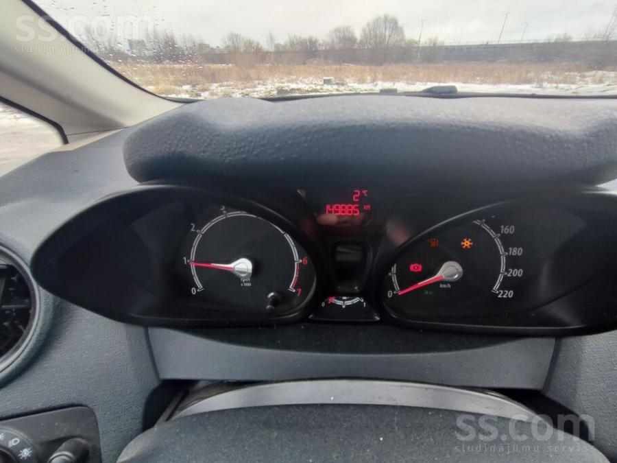 Balts Ford Fiesta 2012 Rīga, ar dzinēja tilpumu 1.20 L un nobraukumu 147 tūkst. km par 1700 €, foto 10 vietnē AUTOMOTO.COM.LV