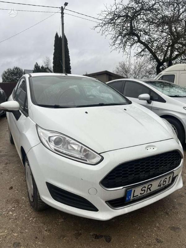 Balts Ford Fiesta 2017 Viļņa, ar dzinēja tilpumu 1.00 L un nobraukumu 74 tūkst. km par 2750 €, foto 1 vietnē AUTOMOTO.COM.LV