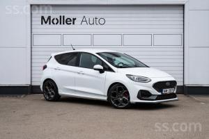 White Ford Fiesta 2023 in Riga, with an engine capacity of 1.50 L and mileage of 75 thousand km for 19950 €, photo 3 on AUTOMOTO.COM.LV