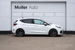 White Ford Fiesta 2023 in Riga, with an engine capacity of 1.50 L and mileage of 75 thousand km for 19950 €, photo 6 on AUTOMOTO.COM.LV