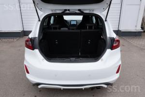 White Ford Fiesta 2023 in Riga, with an engine capacity of 1.50 L and mileage of 75 thousand km for 19950 €, photo 21 on AUTOMOTO.COM.LV